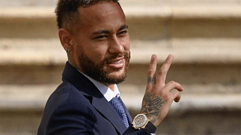 Os Relógios de Luxo do Neymar